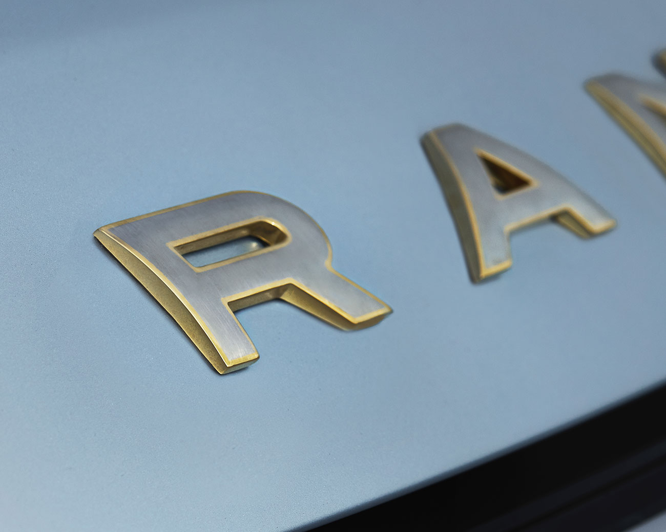 Range Rover SV Candeo : le luxe ultime dévoilé à Miami